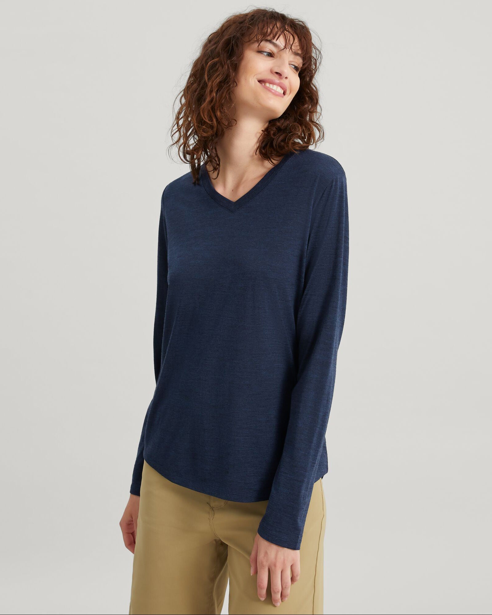 Women's 100% Merino Long Sleeve V-Top - Midnight Navy Marle – Kathmandu NZ