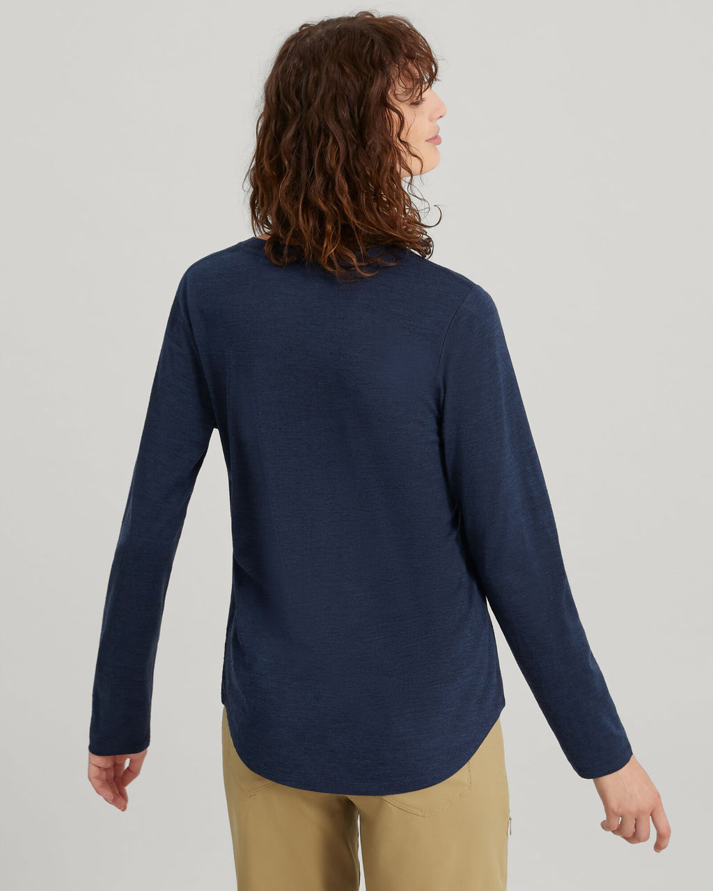 Women's 100% Merino Long Sleeve V-Top - Midnight Navy Marle – Kathmandu NZ