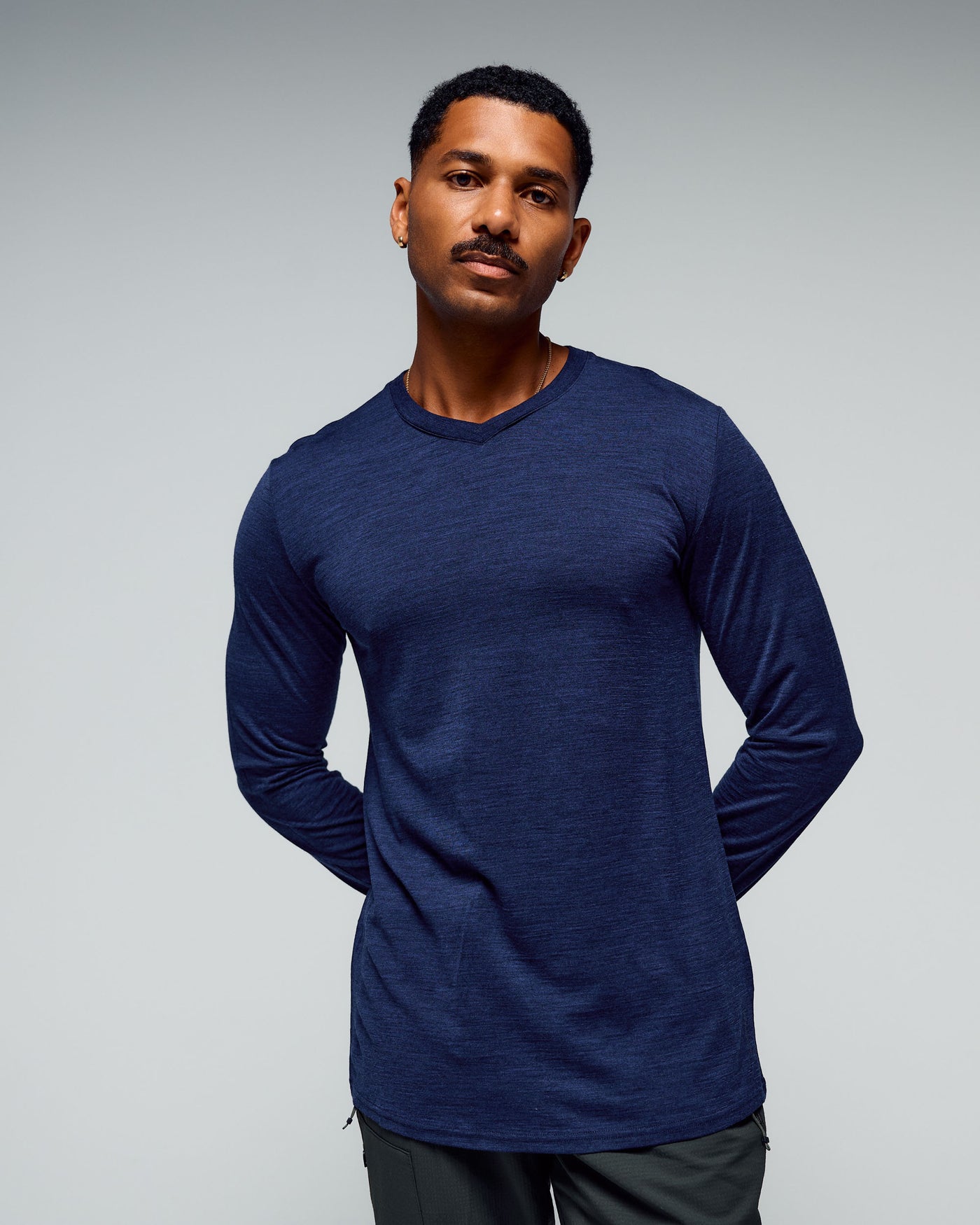 Men's 100% Merino Long Sleeve V-Top - Midnight Navy Marle – Kathmandu NZ