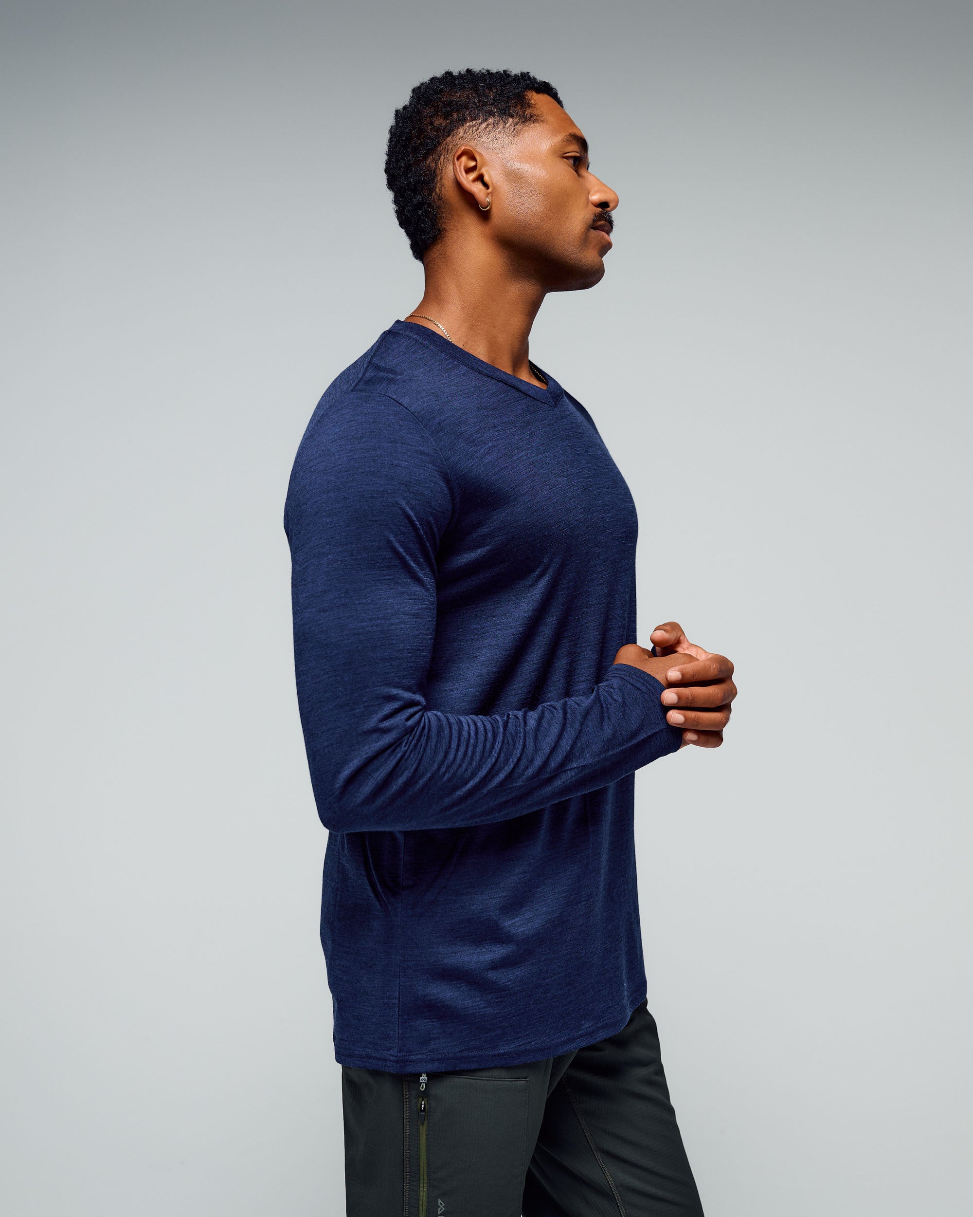 Men's 100% Merino Long Sleeve V-Top - Midnight Navy Marle – Kathmandu NZ