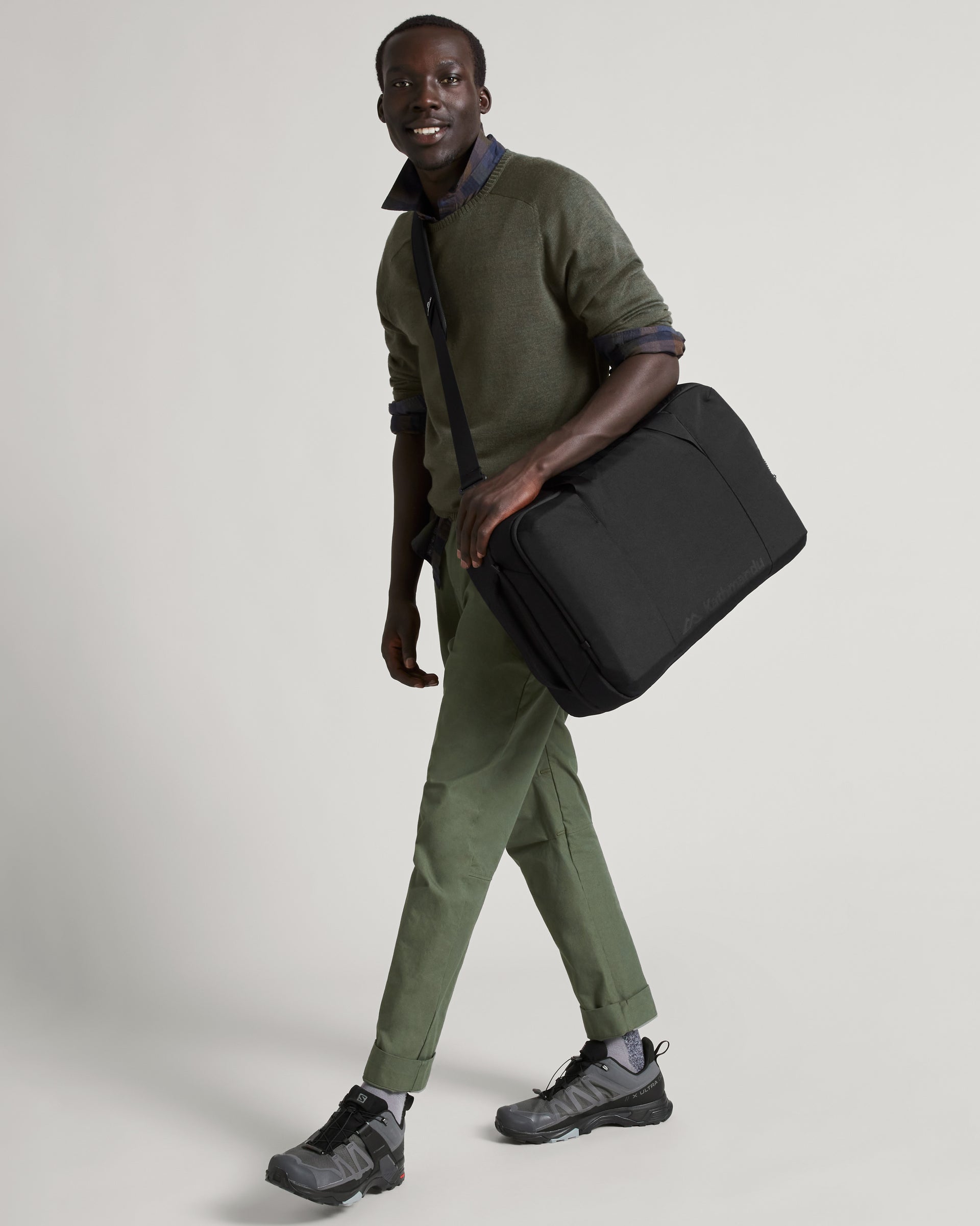 Split Level Bag - 30L - Black/Black – Kathmandu NZ