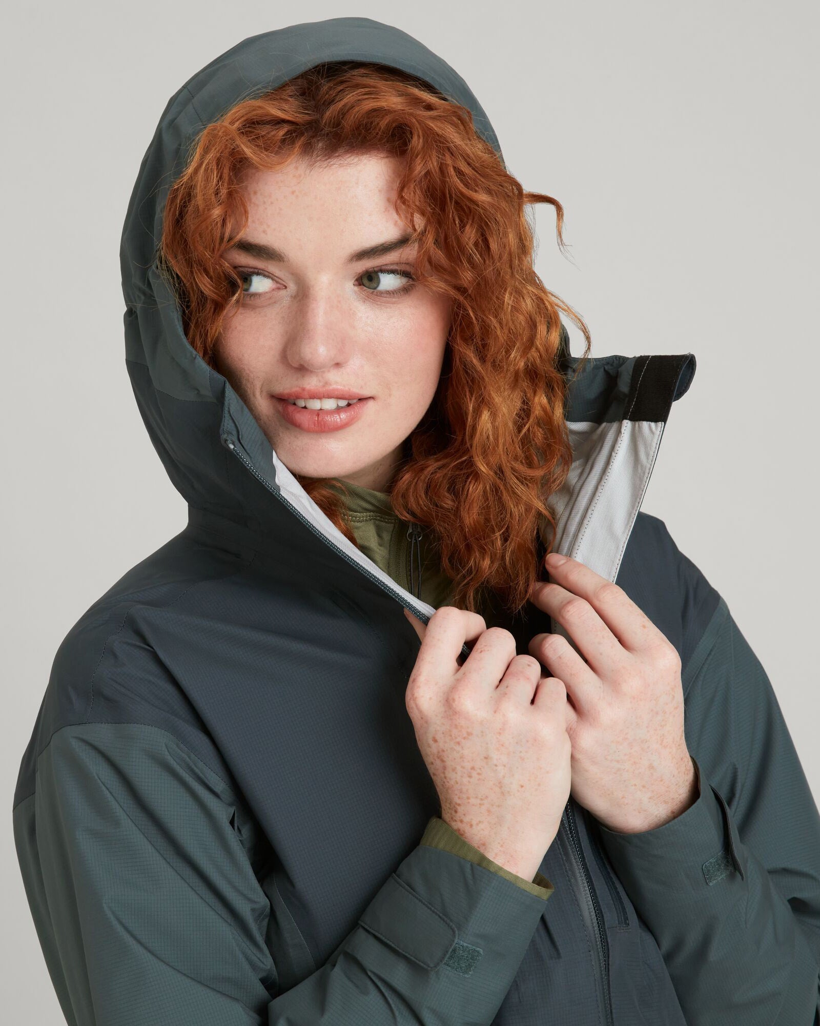 STORM-Chaser 3 Layer Women's Rain Jacket - Night/Light Night – Kathmandu NZ