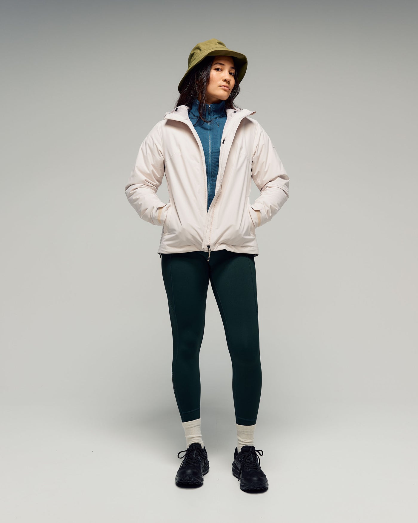 Women's Trailhead 2L novaLOFT Rain Jacket - Shroom – Kathmandu NZ