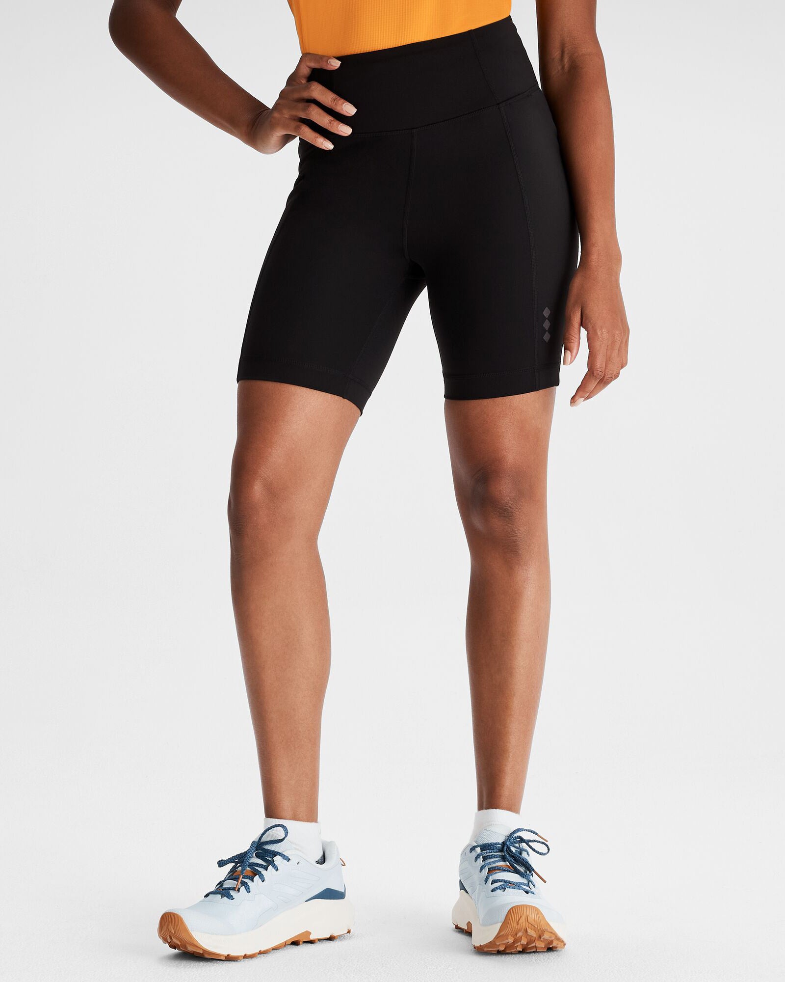 Women's Seeker 7 inch Tight Shorts - Black Stingray – Kathmandu NZ