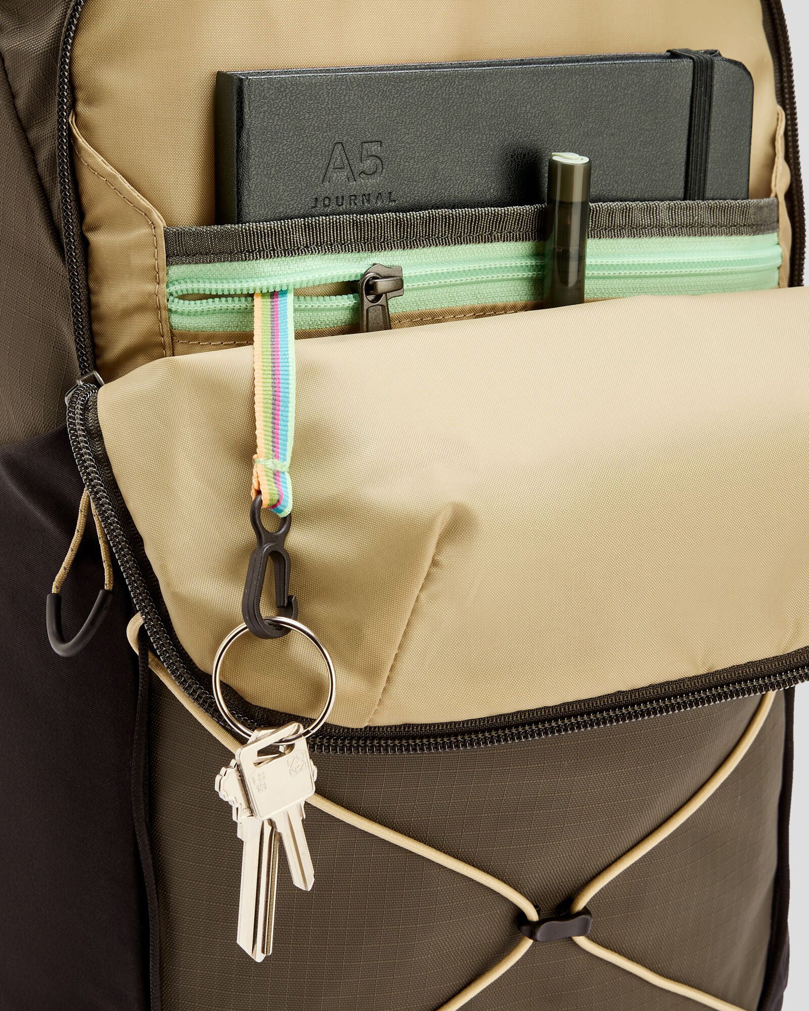 Axon Escape Backpack - 28L - Dark Moss – Kathmandu NZ