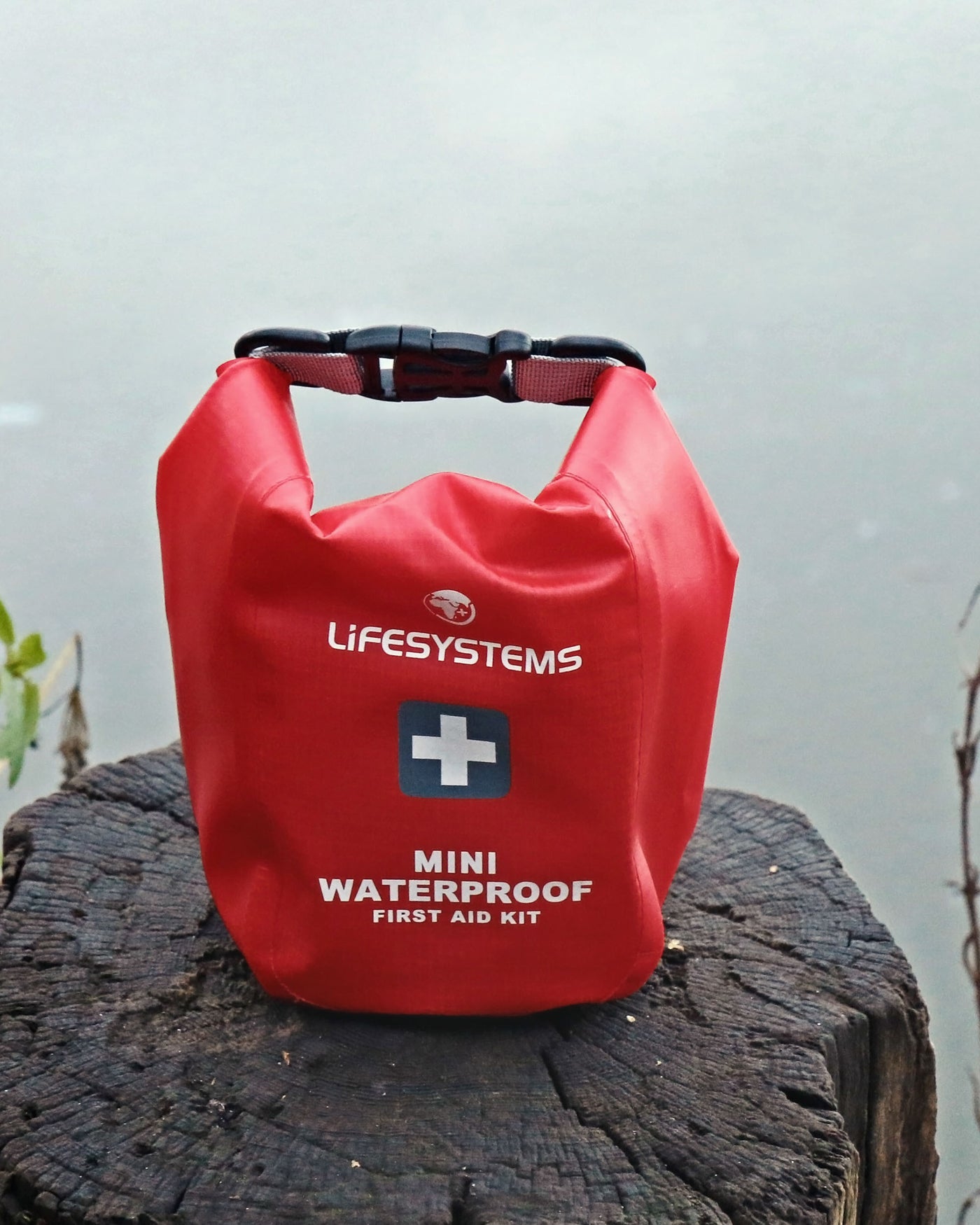Lifesystems Mini Waterproof First Aid Kit - Red – Kathmandu NZ